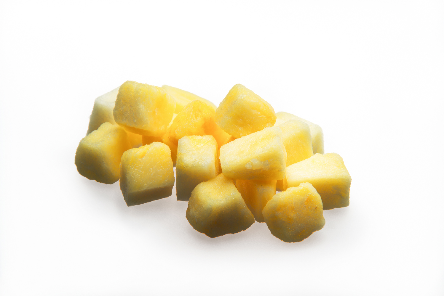 IQF Pineapple chunks - Dirafrost